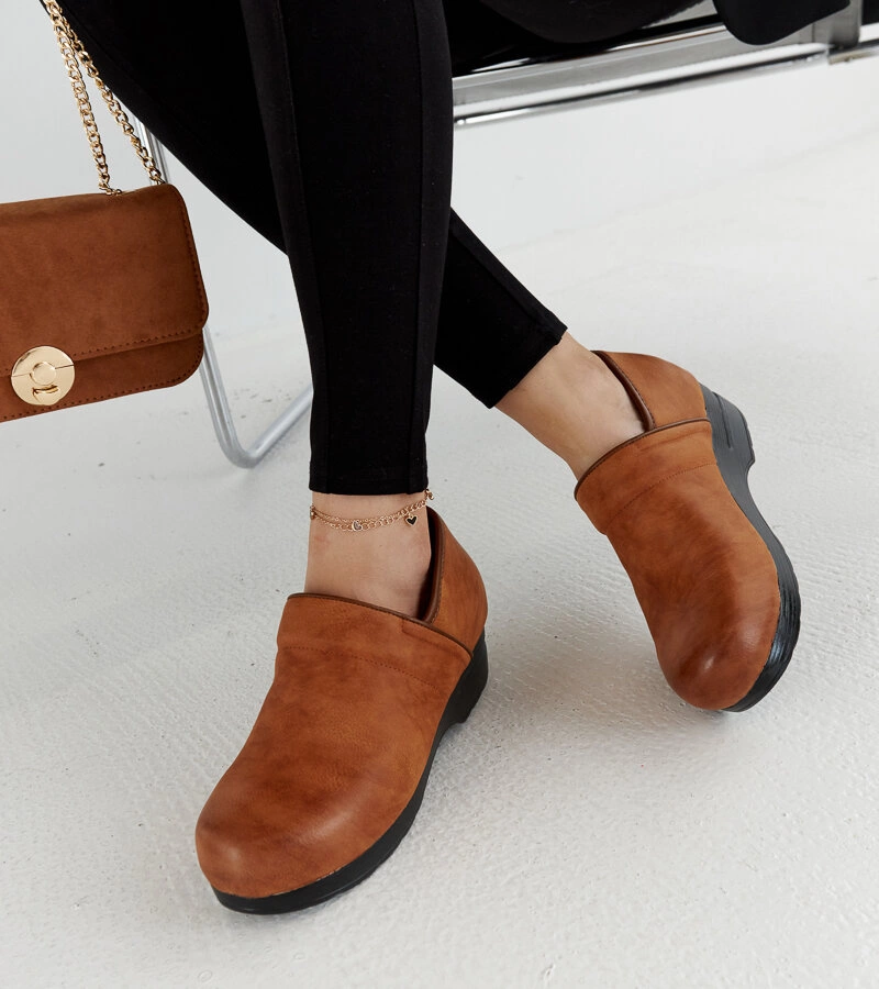 Hnedé poltopánky na platforme Montoro | Gemre obuv online